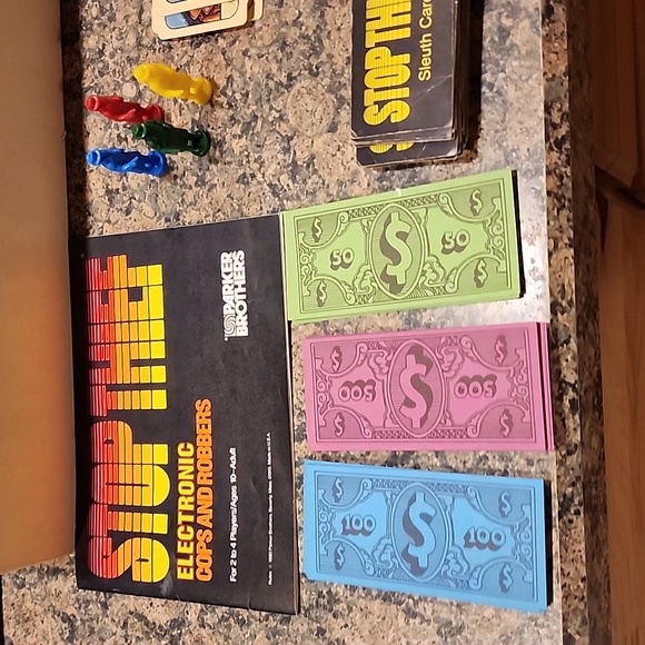 Parker Brothers | Games | Parker Brothers Stop Thief Electric Cops And ...